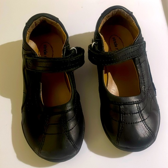 Stride Rite | Shoes | Black Claire Shoes | Poshmark